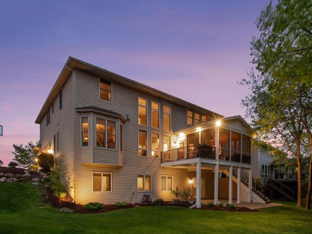 1800 Carriage Drive