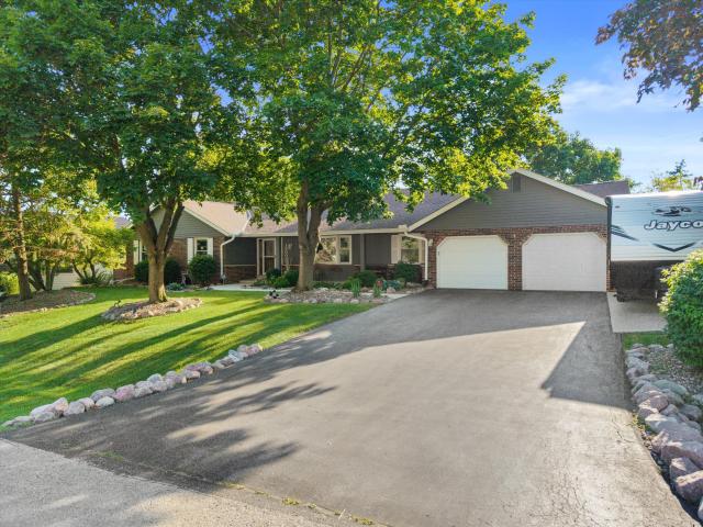 1800 Centennial Ln
