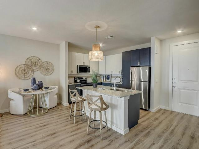 1800 Central Pine Street 6203