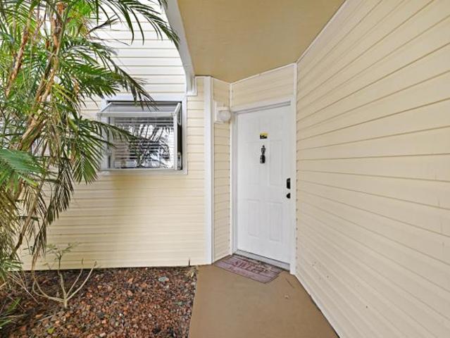 1800 Charlesmont Dr #6 106, Melbourne, FL 32903