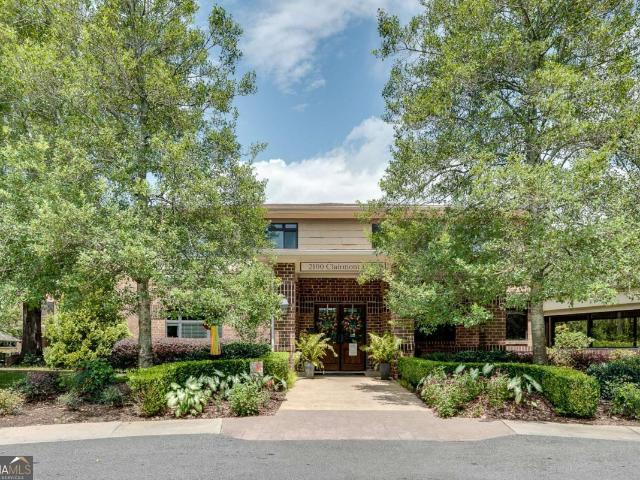 1800 Clairmont Lake A625