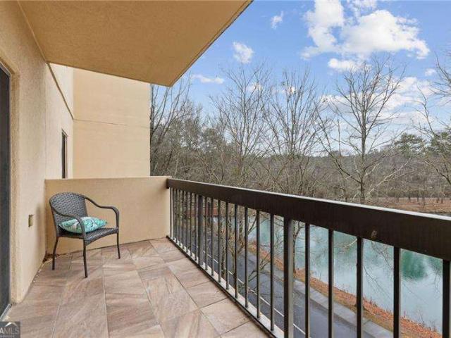 1800 Clairmont Lake, Decatur, GA 30033 | MLS #10794