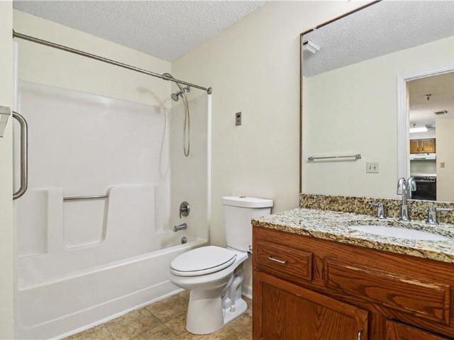 1800 Clairmont Lake, Unit 711, Decatur, GA 30033 | MLS #7786