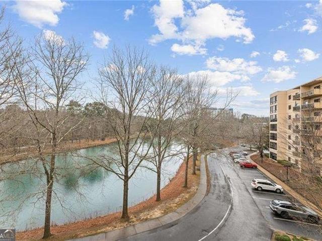 1800 Clairmont Lk, Decatur, GA 30033