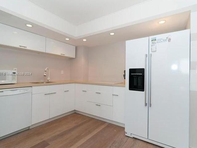 1800 Collins Ave #11E, Miami Beach, FL 33139