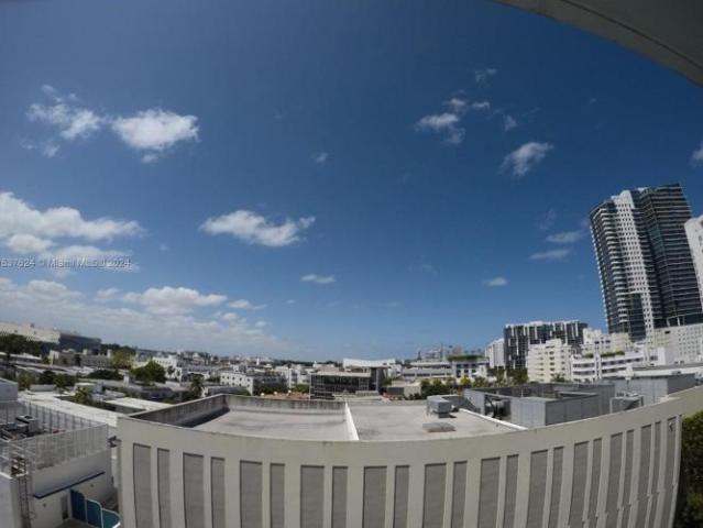 1800 Collins Ave #8A, Miami Beach, FL 33139