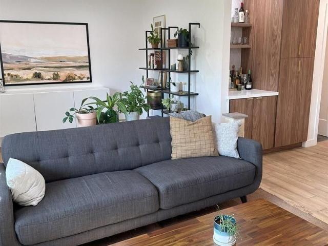 1800 E Heim Avenue, Orange, US, CA