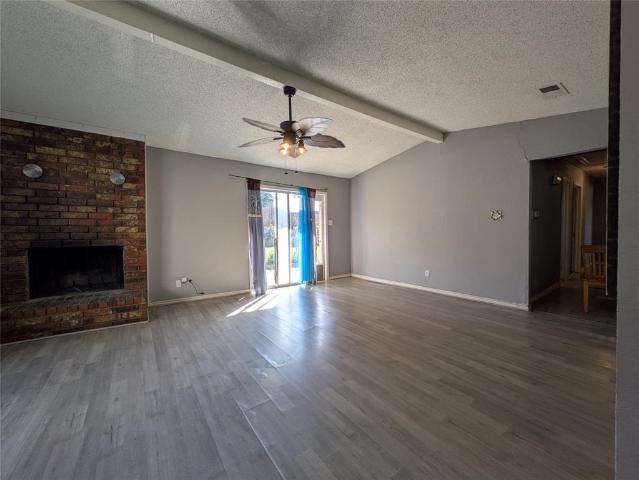 1800 Fernwood Circle