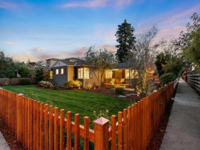 1800 Guinda St, Palo Alto, CA 94303