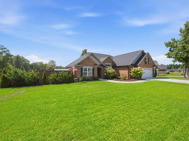 1800 Gallery Drive