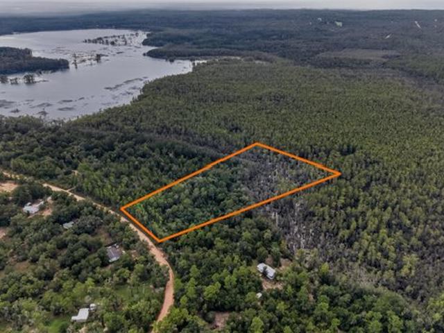 1800 Gap Blvd, Chipley, FL 32428