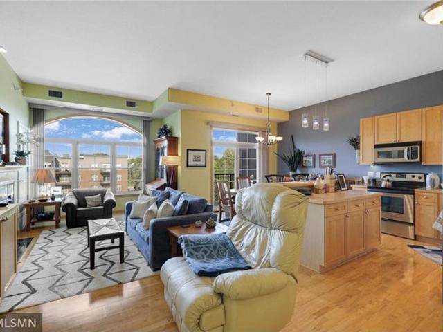 1800 Graham Ave Unit 411, Saint Paul, MN 55116