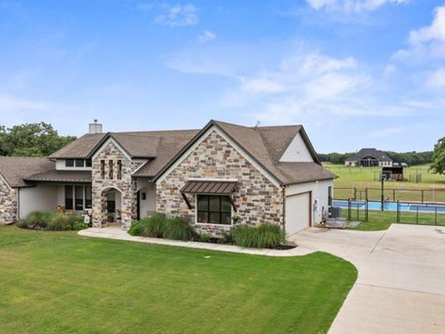 1800 Knox Rd, Tolar, TX 76476
