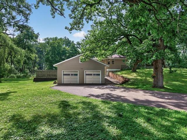 1800 Kolff St, Newport, MN 55055