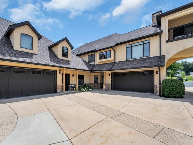 1800 La Salle St, Unit 2