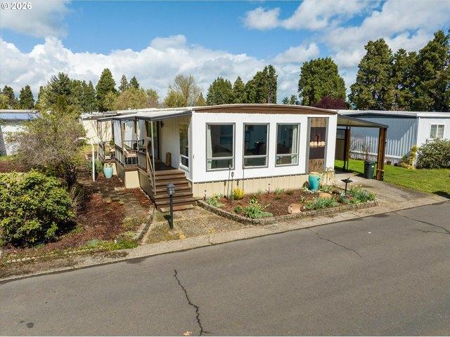 1800 Lakewood Ct Spc 47, Eugene, OR 97402