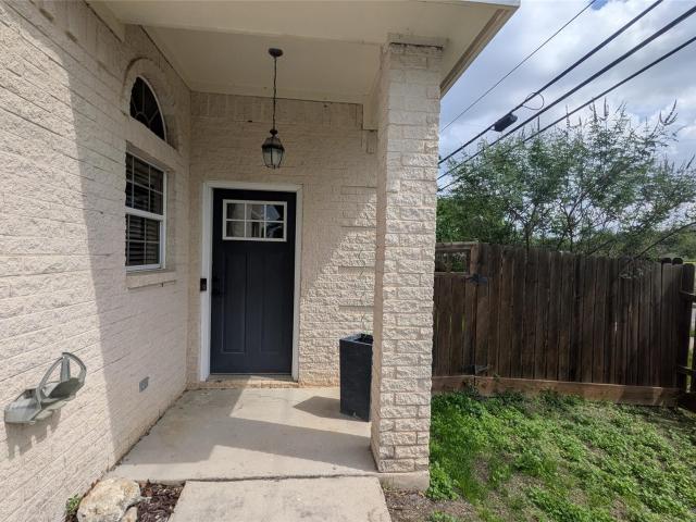 1800 Pearce Ct