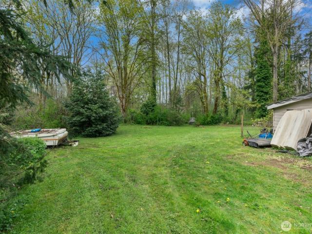 1800 rd Avenue NE