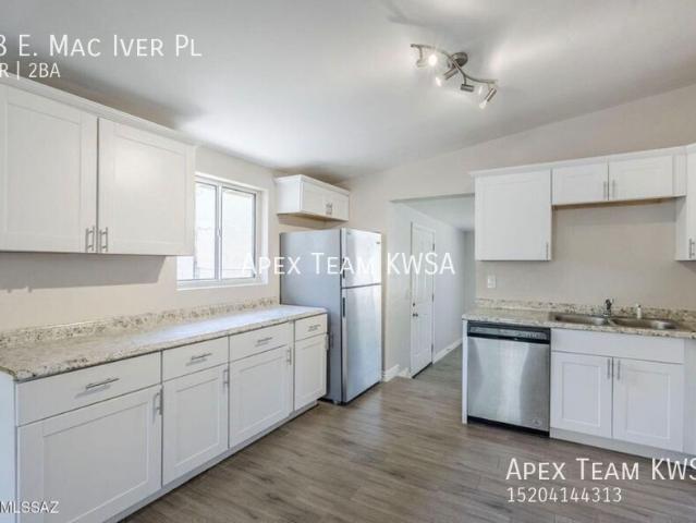 $1800 Recently renovated 3bd/2ba with mud room Available Soon!
