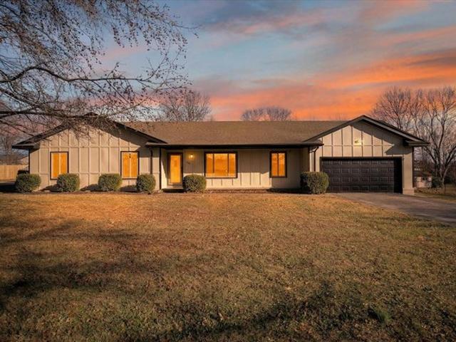 1800 S 14th Ave, Ozark, MO 65721