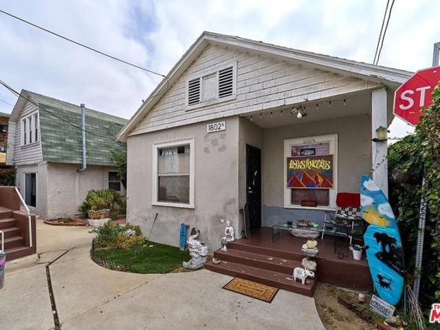 1800 S New England St, Los Angeles, CA 90006