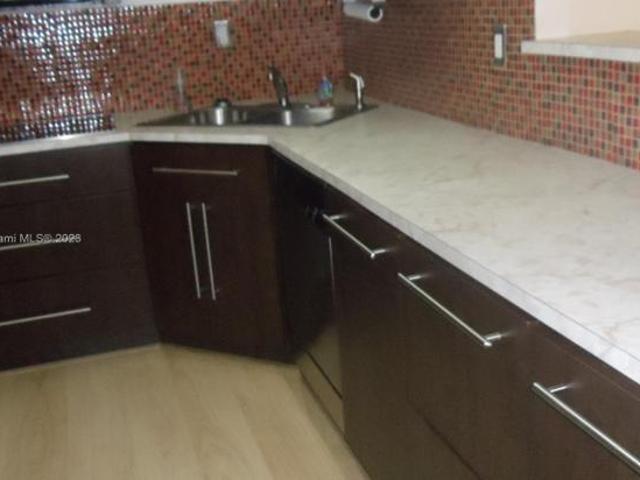 1800 Sans Souci Blvd #441, North Miami, FL 33181