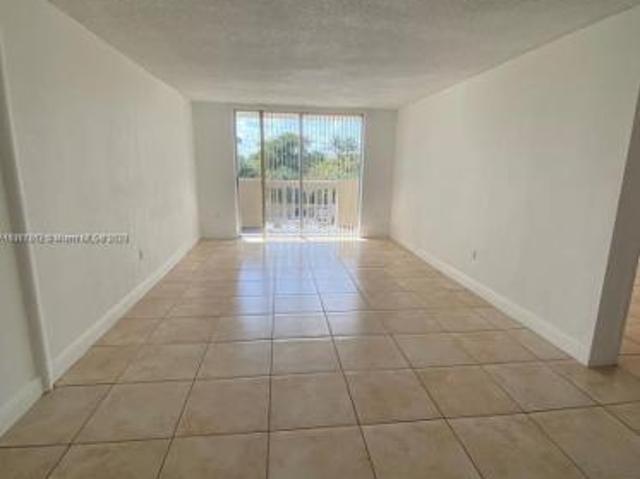 1800 Sans Souci Blvd #315, North Miami, FL 33181