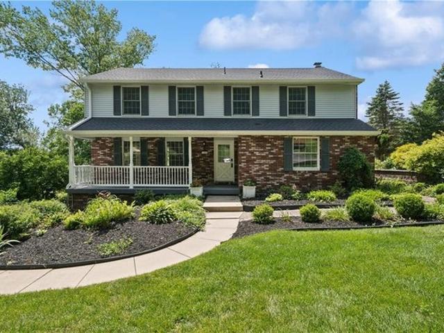1800 Taper Dr, Pittsburgh, PA 15241