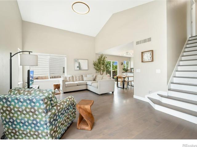 1800 Terrace Court