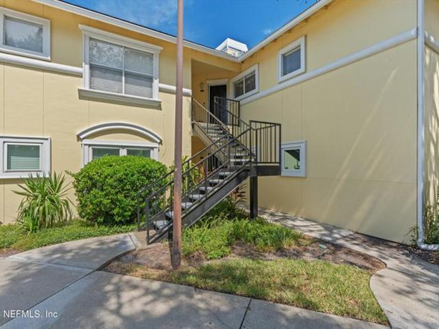 1800 The Greens Way Apt 311, Jacksonville Beach, FL 32250