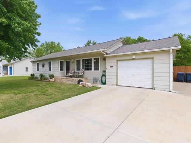 1800 W 3rd Ave, El Dorado, KS 67042