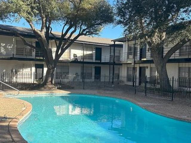 1800 W Elliott St, Breckenridge, TX 76424