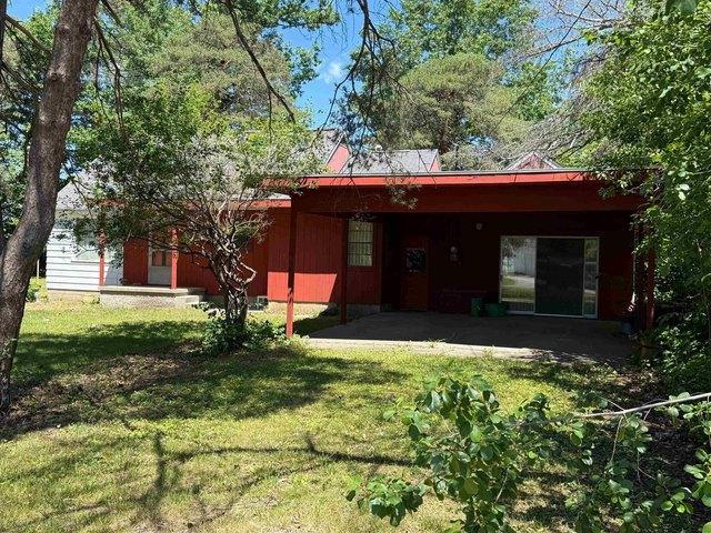 1800 W Shepherd Rd, Midland, MI 48642