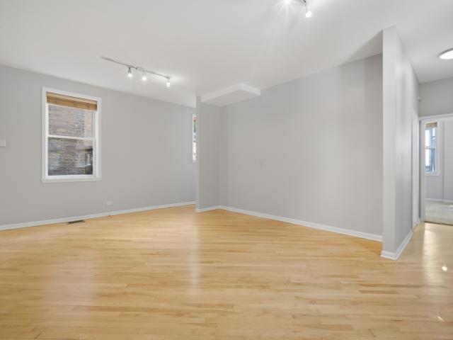 1800 W Superior Street # 1N