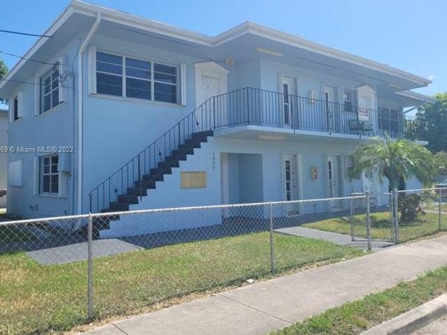 1800 170th St NE #3, North Miami Beach, FL 33162