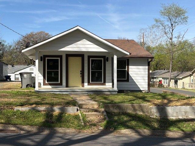 1800 7th St, Hot Springs, AR 71913
