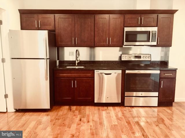 1800 8 Ridge Ave, Unit 4, Philadelphia, PA 19130 | MLS #PAPH2606 | Compass