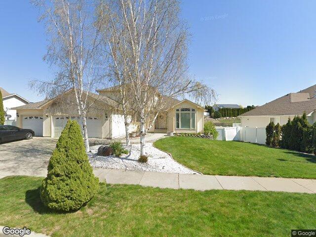 18013 E 11th Ct, Greenacres, WA 99016