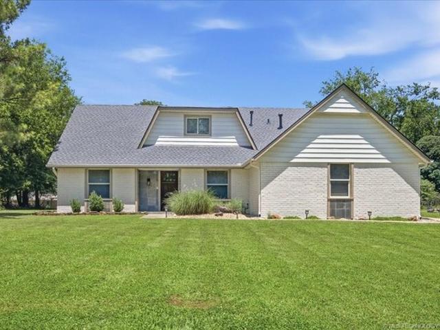 18013 E 93rd St N, Owasso, OK 74055