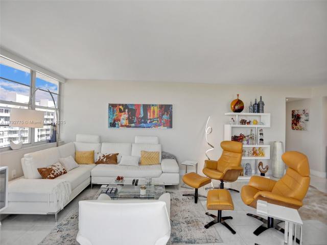 18011 Biscayne Blvd, Unit 1904, Aventura, FL 33160 | MLS #A11792