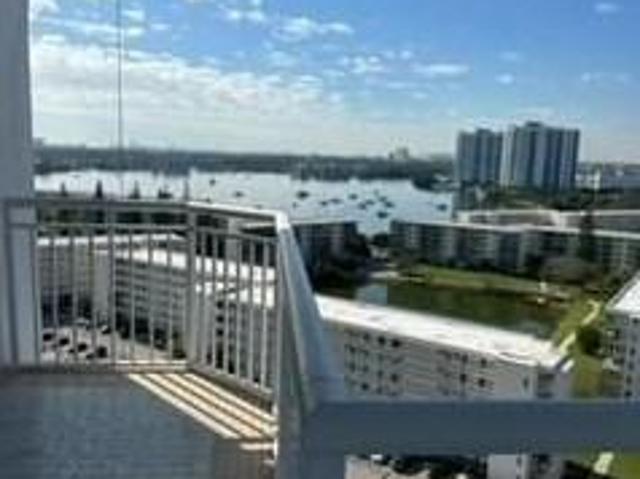18011 Biscayne Blvd #1705, Aventura, FL 33160