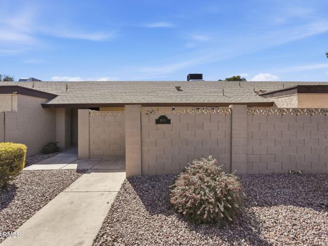 18015 N 45th Ave, Glendale, AZ 85308 | Compass
