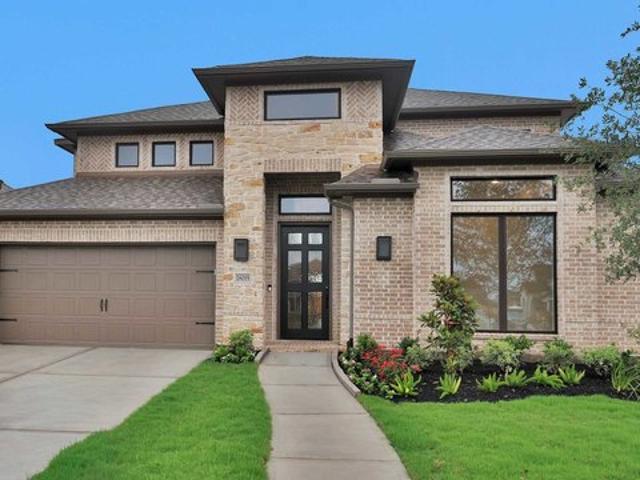 18019 Serene Haven St, Houston, TX 77598
