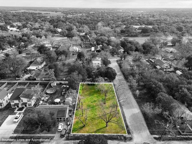 1801 N 7th St, Waco, TX 76707