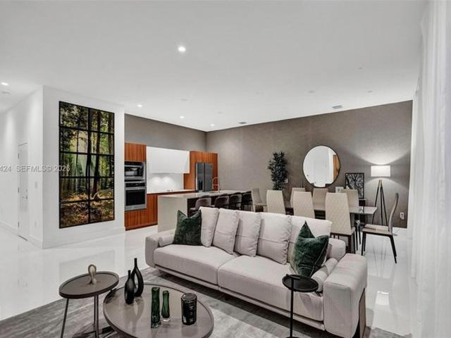 1801 NE 13th St Unit 1821, Fort Lauderdale, FL 33304