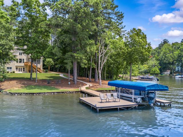 1801 Northwoods Drive