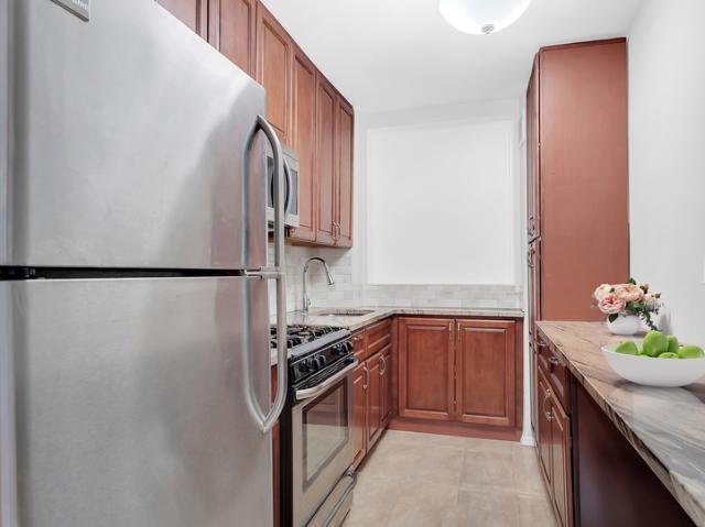 1801 OCEAN Avenue 4D