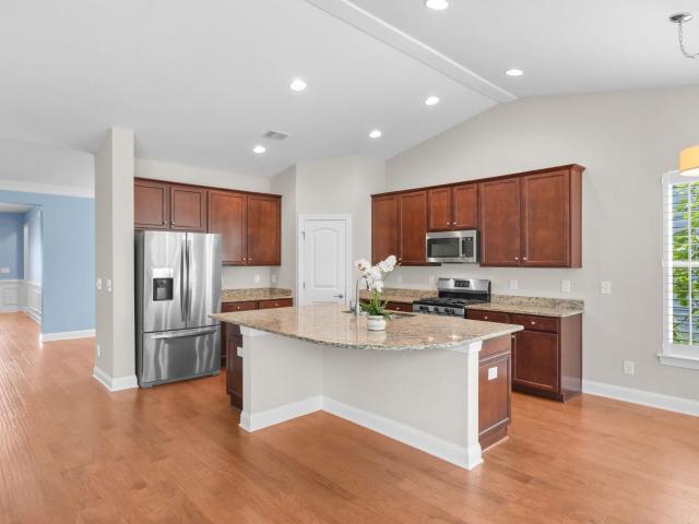 1801 Orchard Dr