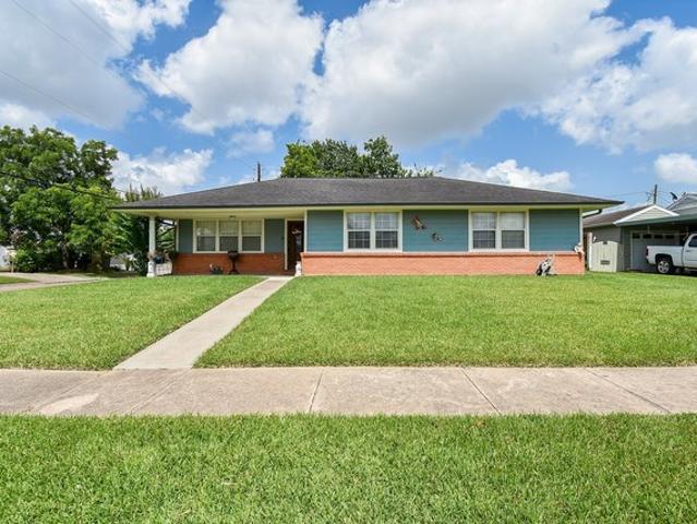 1801 Buchanan St, Pasadena, TX 77502