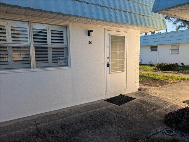 1801 Bedford Ln Apt 30, Sun City Center, FL 33573